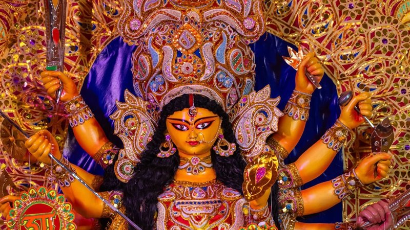 Sharadiya Navratri 2024: अष्टमी और नवमी के दिन कन्या पूजन के बाद ...